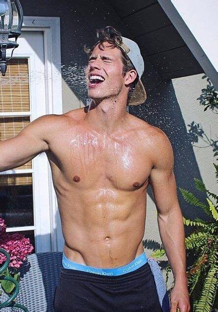 Wet Hunks With Abs