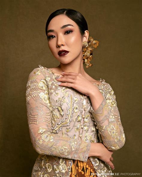 10 Makeup Gisella Anastasia Di Momen Photoshoot Yang Curi Perhatian