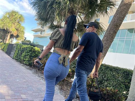 Slim Thick Latina Milf Oc Tight Jeans Forum