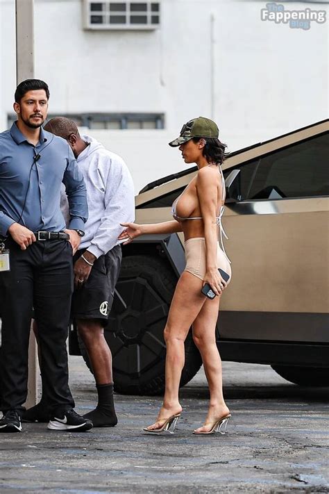 Bianca Censori Sexy Boobs Photos Fappenism