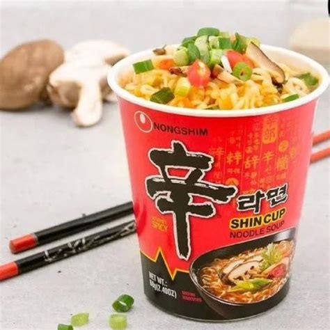 Nongshim Shin Cup Noodle Soup 68 G Online At Best Price Lulu Kuwait