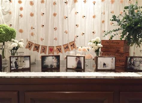 더 브릴리에 더브릴리에 포토테이블을 살짝 사랑스럽게~ 오시는 하객분들께 인사하는 느낌으로 Facebook