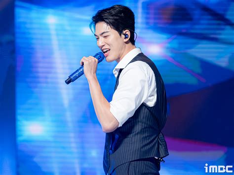 포토 윤준협 섹시 티키타카