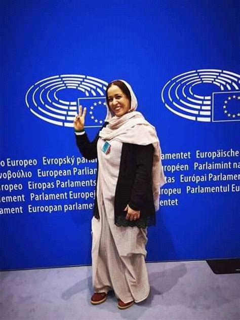 بنات الساقية الحمراء و وادي الذهب