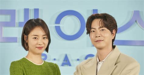 이연희 홍종현 레이스 기대하세요[★포토]