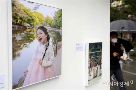 [포토]한복 입으면 미소가 절로 아시아경제