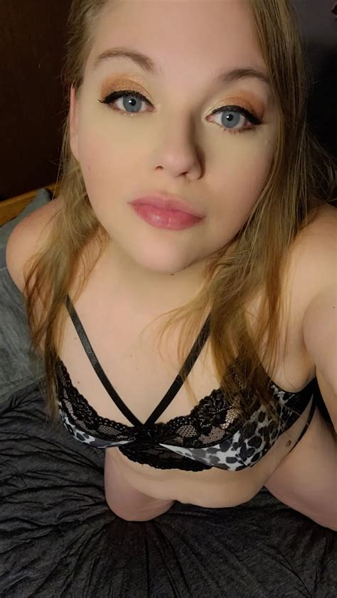 Beautiful Sexy Chubby Bbw Milf In Lingerie 5 Nude Pics Xhamster