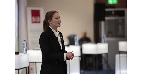 Цветелина Пенкова Достъпни цени за потребителите и по чисти производства това трябва да