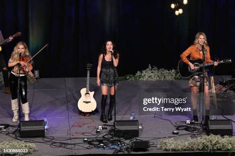 Jennifer Plant Photos And Premium High Res Pictures Getty Images