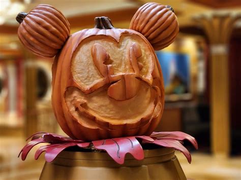 Disney Dream Cruise Ship Review A First Timers Guide Park Savers
