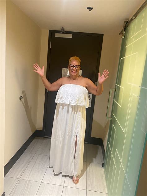 Valerie Cumberlander Fabover40