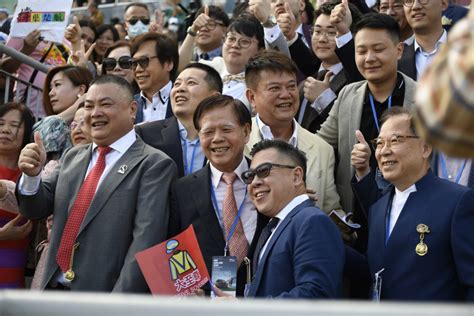 獨家猛料大紅袍馬主當旺乘勢追擊 星島日報