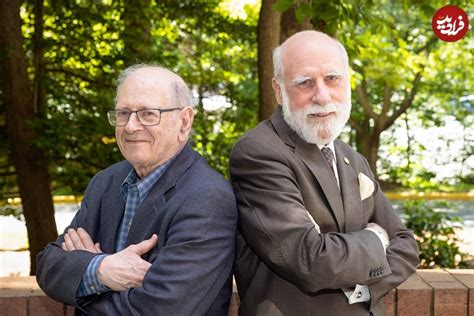 چه کسی اینترنت را اختراع کرد؟ اولین وبسایت جهان چه بود؟