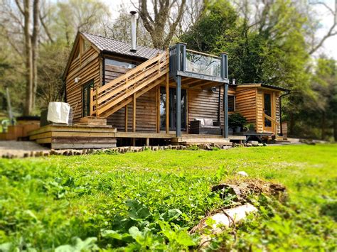 Luxury Getaways UK Tree House Holidays Holiday Lettings UK