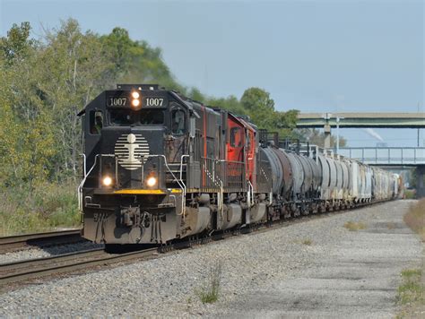 Solid Consist IC SD Leads A All Standard Cab EMD Co Flickr