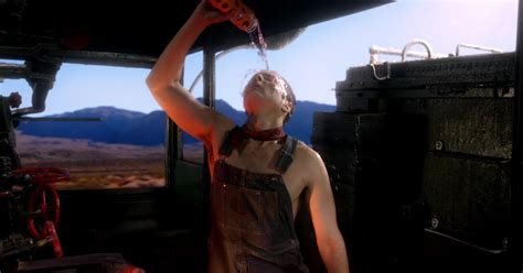 Auscaps Jim Parsons Shirtless In The Big Bang Theory The Locomotion Reverberation