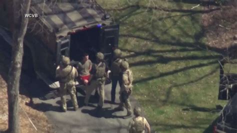 Fbi Arrests 21 Year Old Man For Criminal Us Intelligence Leaks