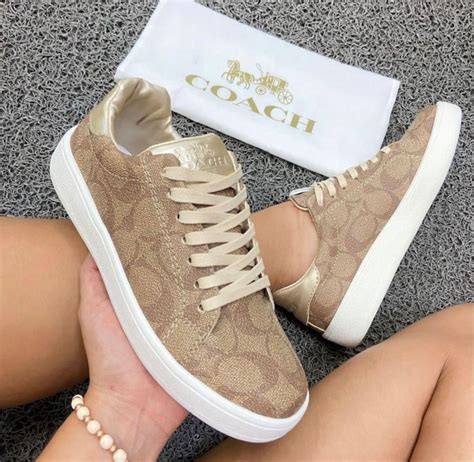 Pin By Samantha Macias On Outfits Coach Shoes Outfit Pretty Shoes
