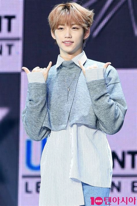 Pin de 👉🏼Elinor’s.KworldZone🤫 en Stray Kids | Felix, Oppas