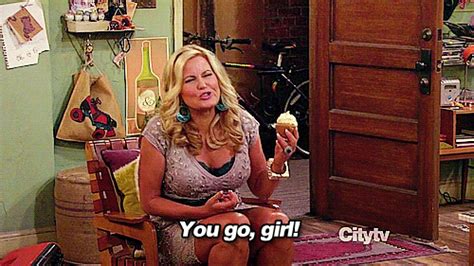 2 Broke Girls  2broke Girls You Go Girl Jennifer Coolidge