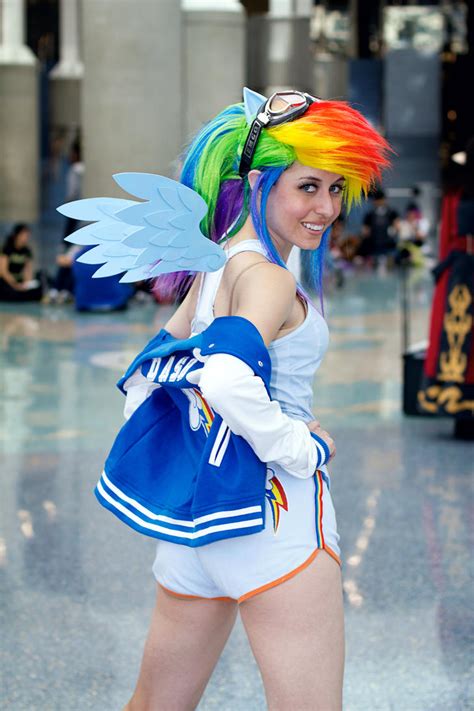 Rainbow Dash Cosplay By Jamestheawesomepeach On Deviantart