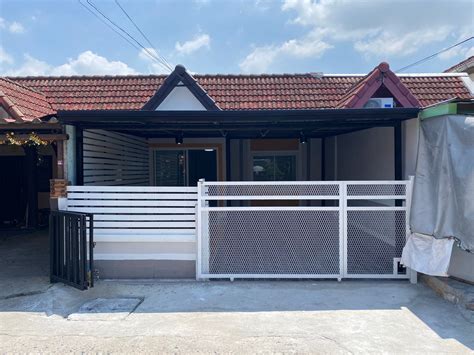 ขายทาวน์เฮ้าส์ ถนนเทพารักษ์ ทำเลดี รีโนเวทใหม่ทั้งหลัง สวยมาก หมู่บ้านกรุงสยาม ใกล้เมกาบางนา