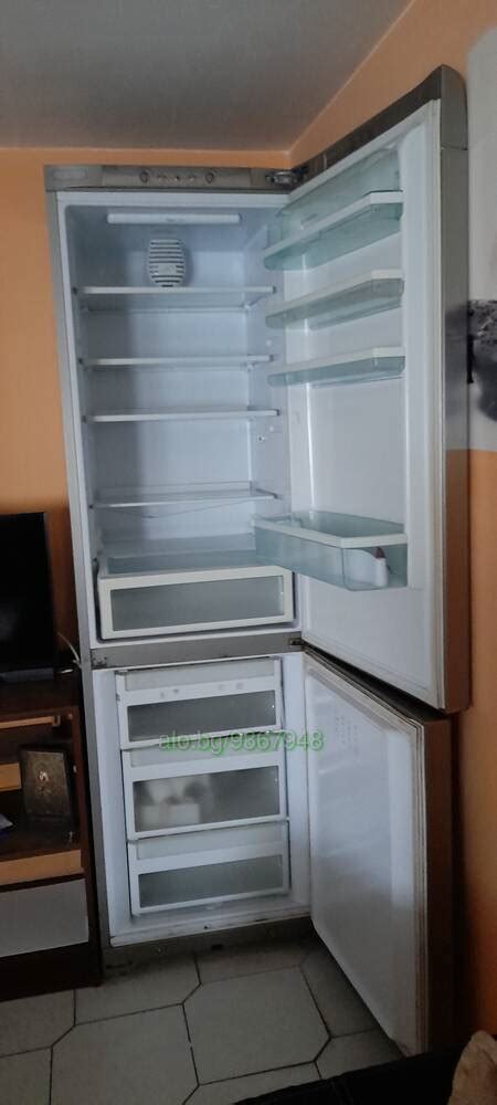 Аристон хладилник Хладилник Аристон Сив Хладилници Фризери Пловдив Мотора работи но