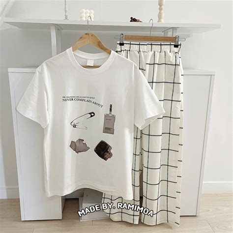 🤍[남녀공용]🤍 빅사이즈 오버핏 클립 박시핏 루즈핏 여름 티셔츠 잠옷 세트 파자마 반팔 체크바지 상하세트 잠옷바지 커플룩 커플티 큰티 에이블리