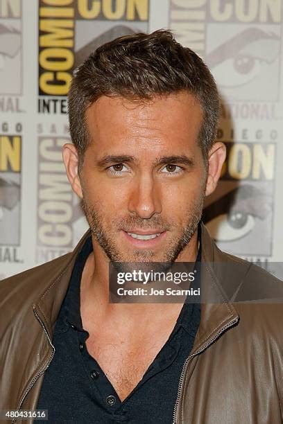 396 Ryan Reynolds Comic Con Photos And High Res Pictures Getty Images