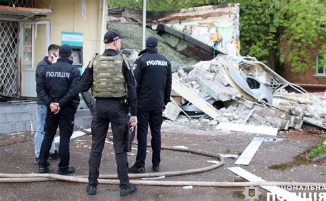 Вибух у центрі Чернігова стався у банку поліція розпочала слідство Вечірній Київ