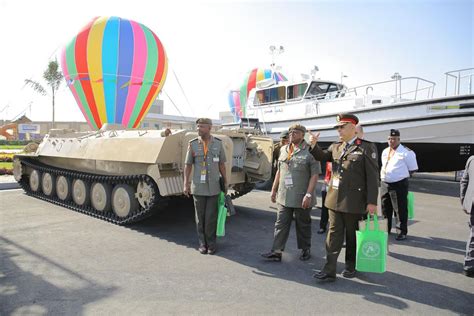 EDEX 2021: Українські компанії беруть участь в Єгипетській оборонній ...