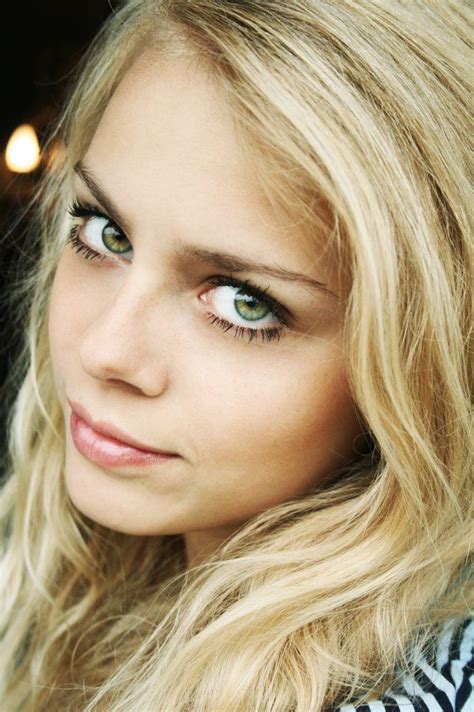 The 25 Best Blonde Green Eyes Ideas On Pinterest Gold Blonde Hair