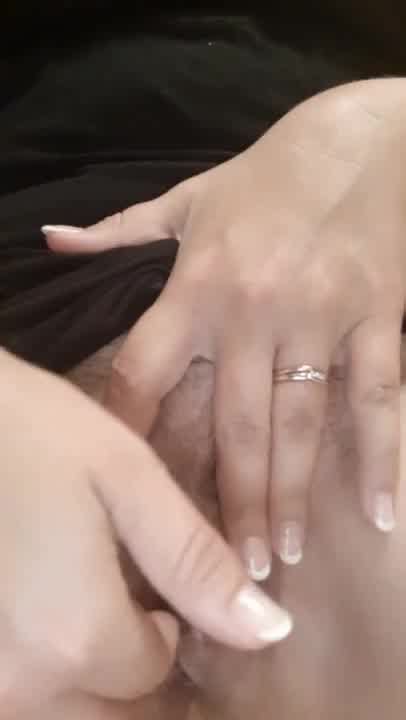 Bushy Cougar Enjoys Herself Hotntubes Com