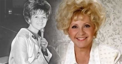 Why Carrie Underwoods Lips Look Different Now Than They Did Years Ago