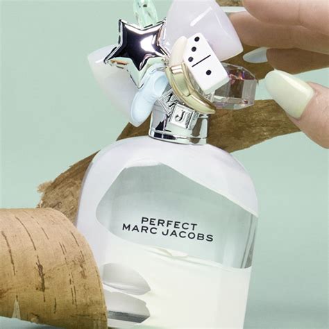 Marc Jacobs เปิดตัว Perfect Eau De Toilette กลิ่นหอมแนวเฟรชฟลอรัล ฉบับ