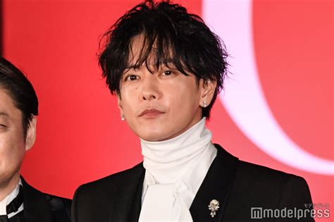 画像29 45 佐藤健、雰囲気ガラリのメイク姿が話題「別人みたい」「刺激が強い」 モデルプレス