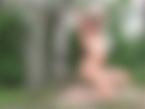 Skinny Brunette Teen Modeling Naked In The Woods Vid Os Porno Gratuites Youporn