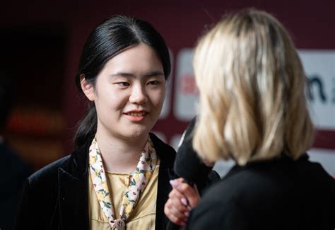Schnellschach Weltmeisterschaft Carlsen Und Gukesh Führen Gemeinsam