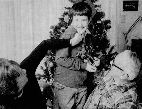 File 1993family Png CWCki