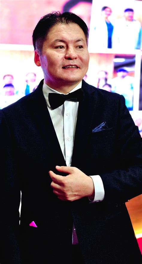 Увсчууд Сэтгүүлч яруу найрагч С Энхтайваны