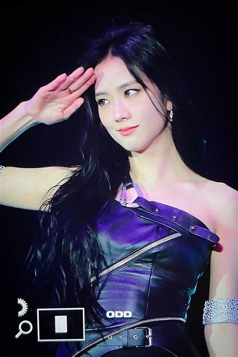 Odd On Twitter 블랙핑크 여신 리사