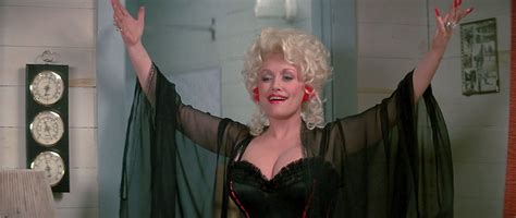 Голая Долли Партон в The Best Little Whorehouse In Texas