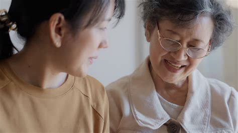 70800 Thai Mom And Daughter Stock Videos And Royalty Free Footage