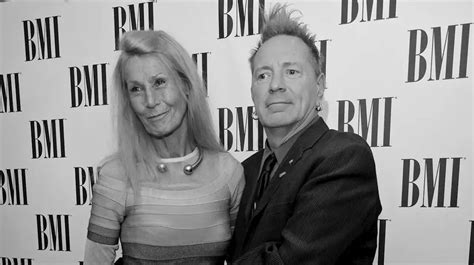 Frau Von Ex Sex Pistols Frontmann John Lydon Ist Tot Australia