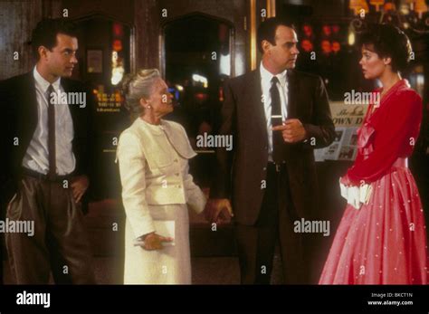 Dragnet Tom Hanks Dan Aykroyd Alexandra Paul Drgt Stock Photo Alamy