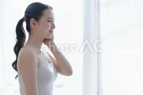 若い日本人女性ビューティー No 28132423｜写真素材なら「写真ac」無料（フリー）ダウンロードok