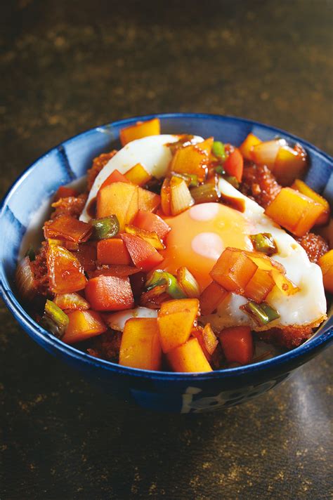 明治45年創業の老舗洋食店一番人気は特製カツ丼 東京人形町小春軒 グルメ情報誌おとなの週末Web