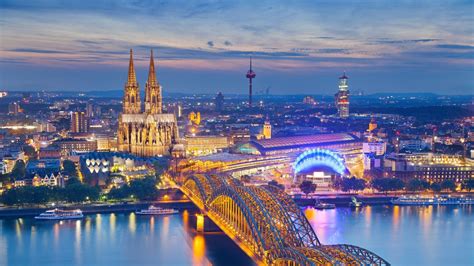 Cologne Travel Guide Cologne Tourism Kayak