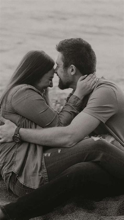 Download Showing Affection Through Hugging Wallpapers Com