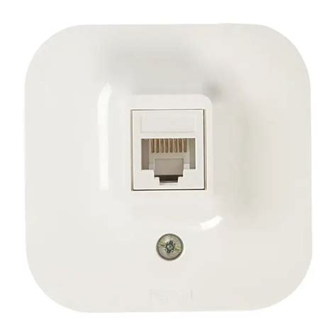 Розетка компьютерная накладная Legrand Quteo Rj45 Utp Cat 5 цвет белый купить по низкой цене в